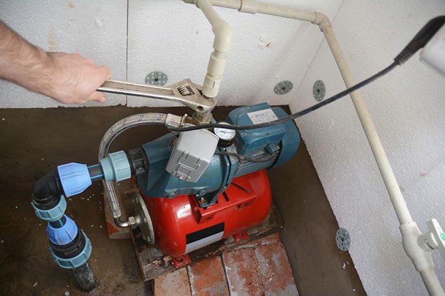 What Exactly Is The Purpose of Well Pumps? | Hall's Plumbing